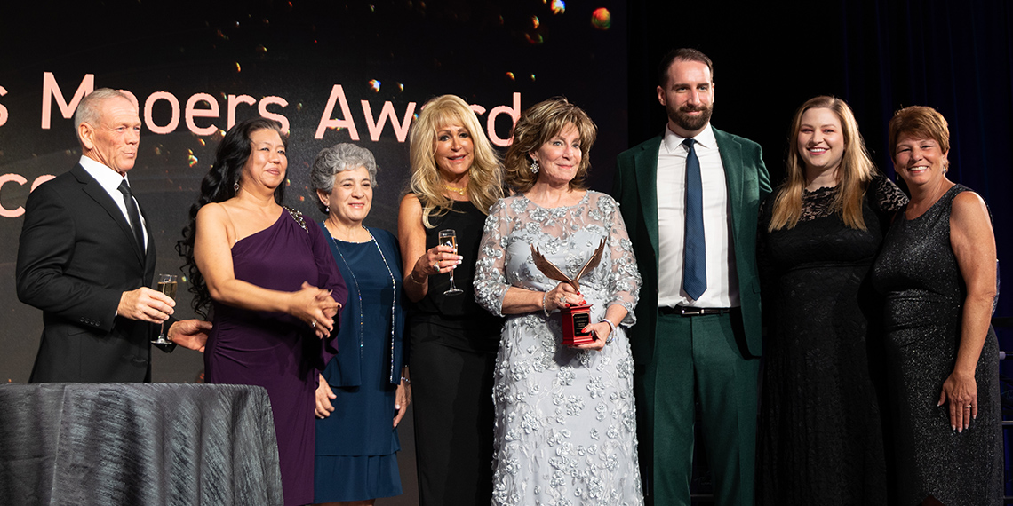 Barbara Crowley Receives Award at NAILBA 2021 - Integrity